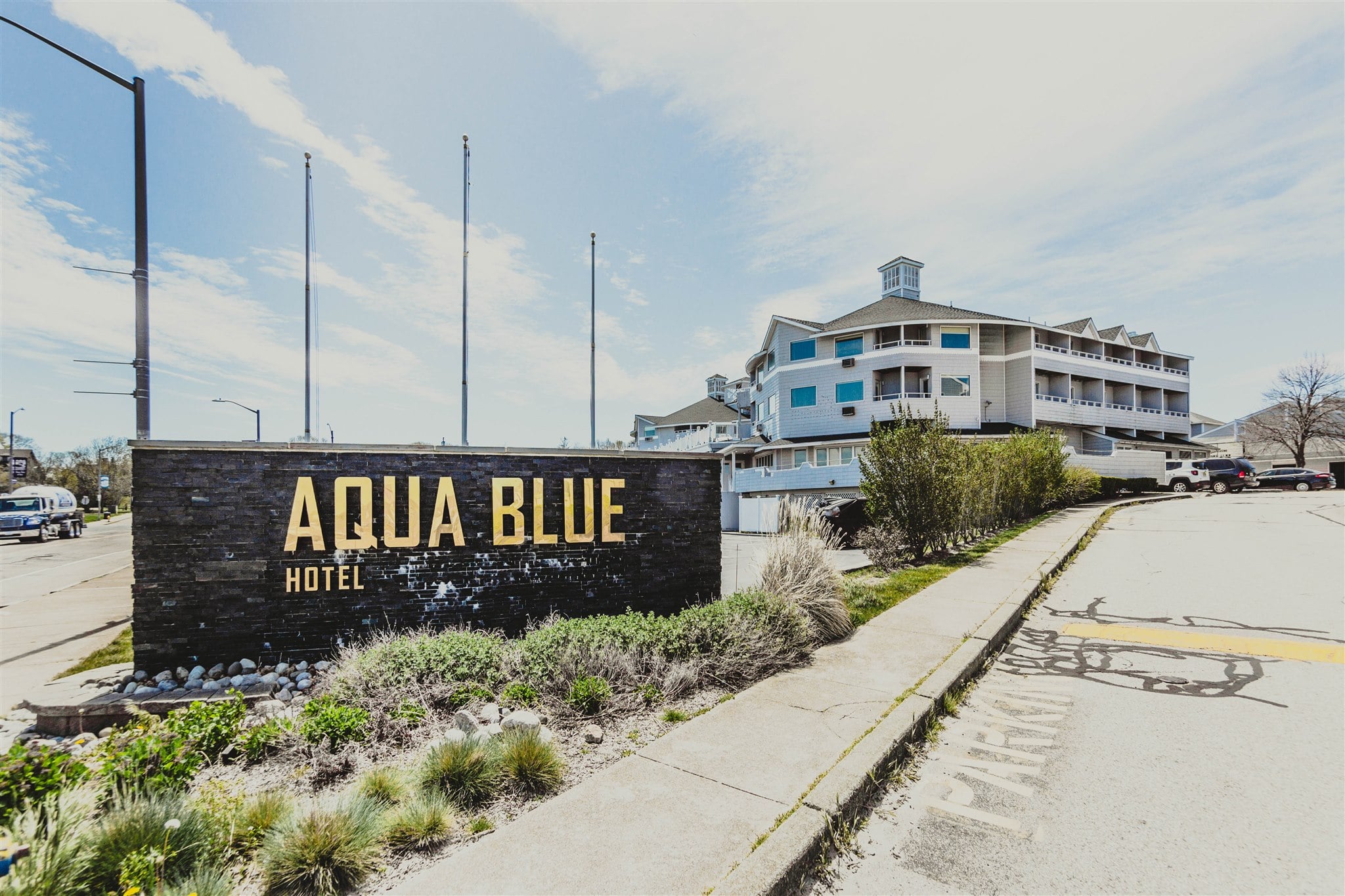 Discover Naragansett - AquaBlue Hotel - Narragansett, RI